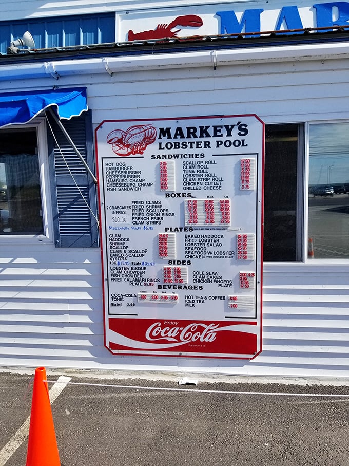 Decisions, decisions! This menu board is a siren song of seafood treasures. Pro tip: Everything's good, so just close your eyes and point.
