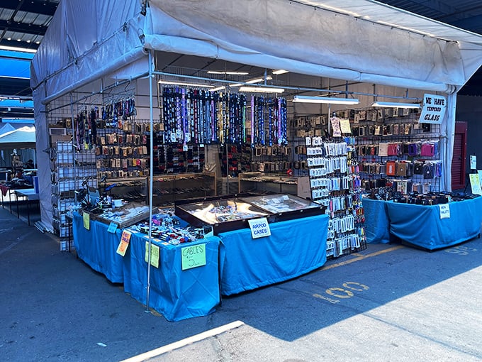 Bling for your gadgets! This booth's got more sparkle than a disco ball factory. Your phone will be dressed to the nines in no time.