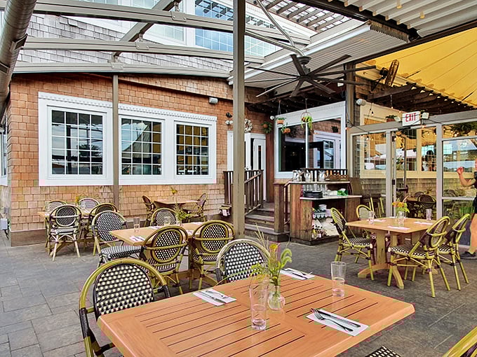 Matunuck Oyster Bar: Where "pond to plate" isn't just a saying, it's dinner! Slurp oysters under twinkling lights for a truly pearl-fect evening.