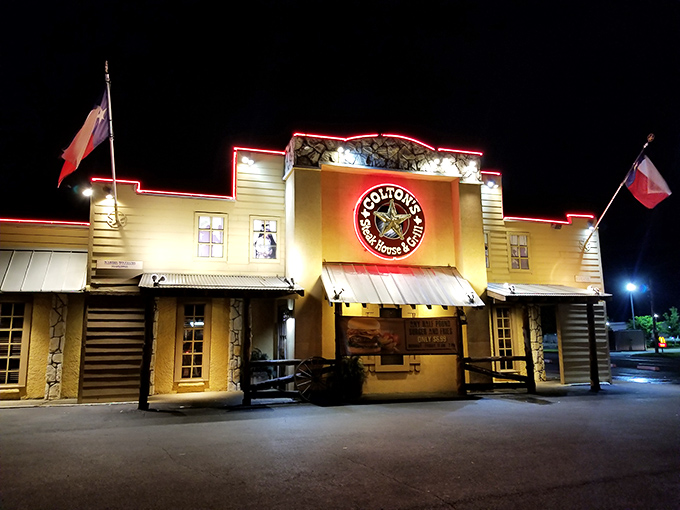 Day or night, Colton's shines bright. It's not just a meal, it's a meat-lover's pilgrimage in the heart of Conway.