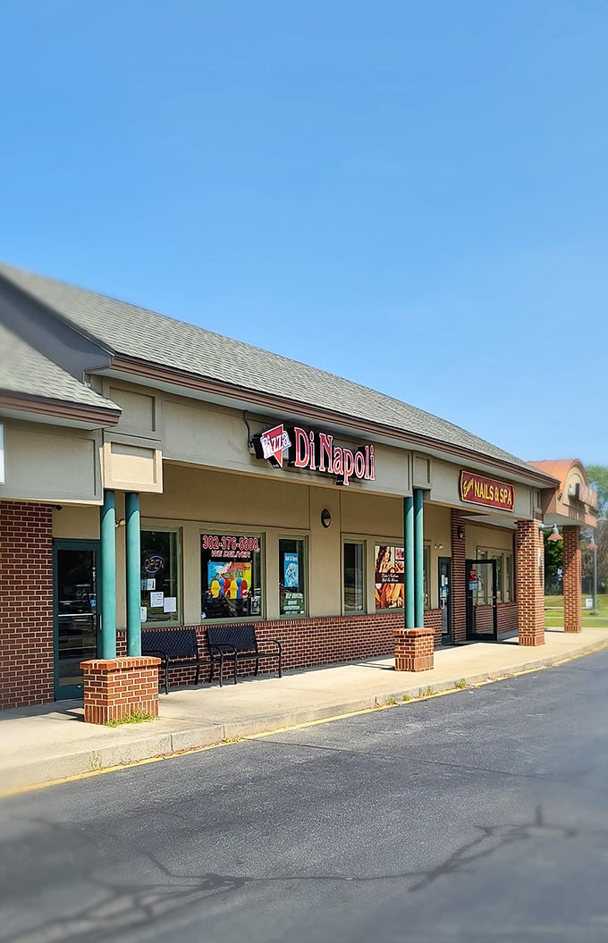 Sunlight gleams off Pizza Di Napoli's storefront&mdash;a beacon of hope for Middletown residents seeking authentic Neapolitan-inspired bliss.