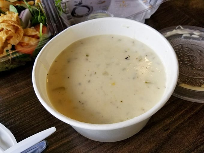 Clam down, everyone! This chowder's so good, it might just make you consider a permanent move to Kailua.