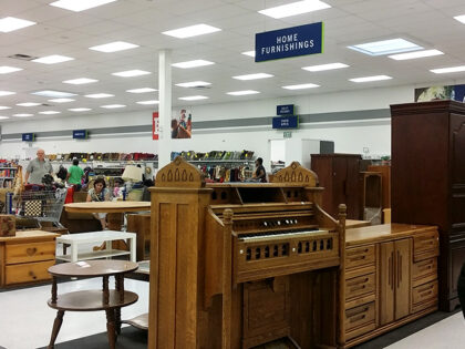 The Massive Thrift Store In Utah That Takes Nearly All Day To Explore