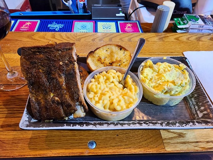 Holy smokes! These ribs look so good, they might just make a vegetarian reconsider their life choices. Paired with creamy mac 'n' cheese, it's comfort food nirvana.