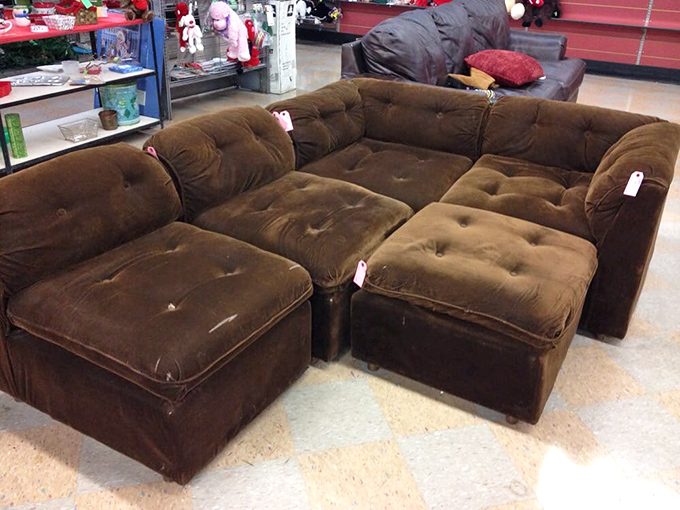 Sink into nostalgia with this plush sectional. It's seen more family dramas than a season of "This Is Us."