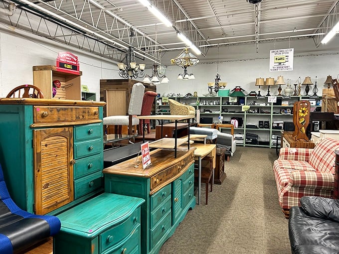 Furniture fantasies come to life! From shabby chic to mid-century modern, this corner is a time-traveling feast for the eyes.