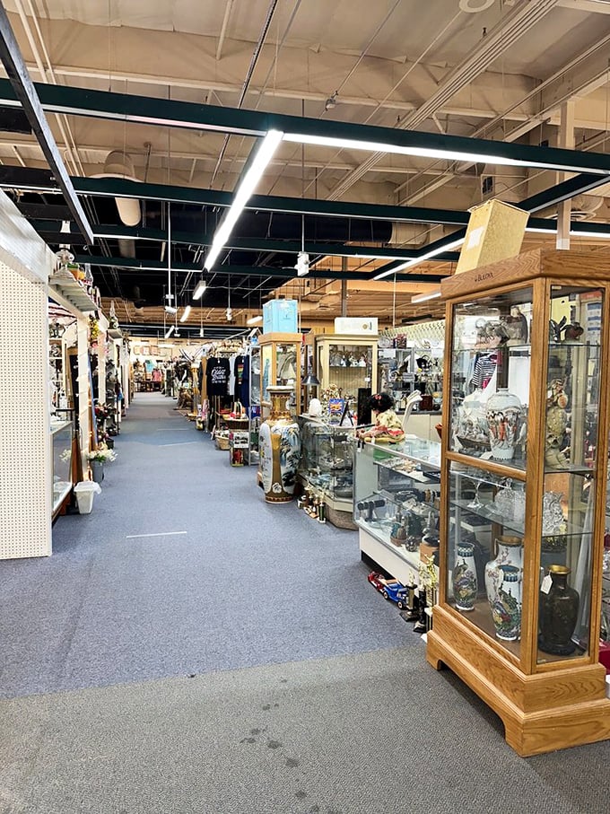 Aladdin's cave meets American history. Every aisle is a new adventure, every shelf a potential goldmine of vintage delights.