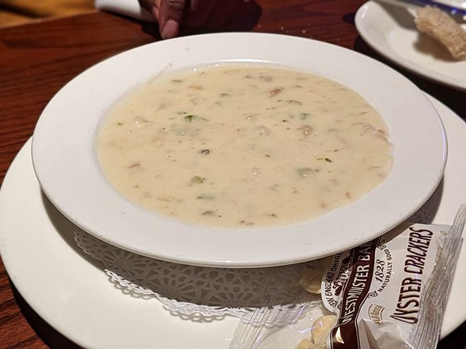 Behold, the holy grail of comfort food: Shaw's New England Clam Chowder. It's so creamy and satisfying, you'll swear you can hear seagulls in the distance.