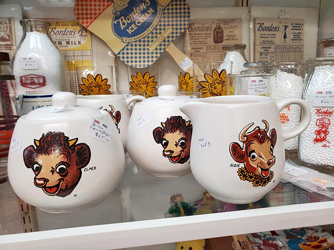 Holy cow! These udderly charming mugs are enough to make even the most lactose-intolerant among us crave a tall glass of moo juice.