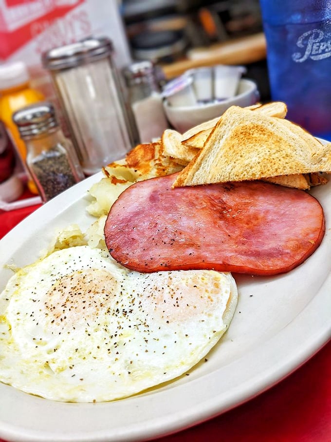 The breakfast special doesn't need fancy descriptions to make its case&mdash;perfectly cooked eggs, ham that means business, and potatoes that had a higher purpose.