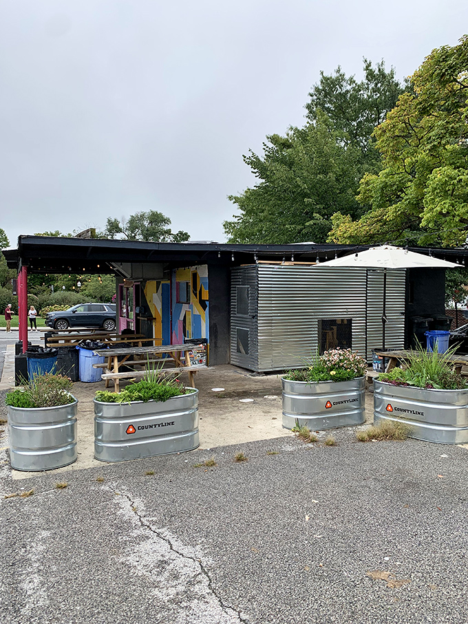 Benny Marzano's industrial-chic exterior houses slices so large they should come with their own ZIP code.