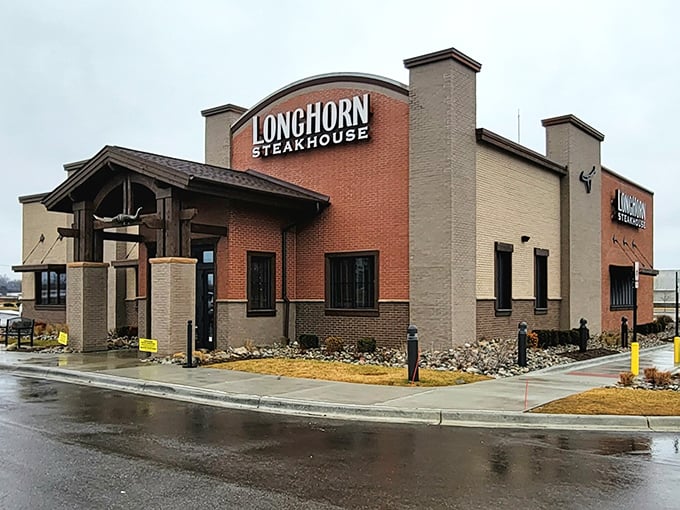 LongHorn Steakhouse: Bringing a taste of the Wild West to Wixom. Saddle up for steaks that'll make you yee-haw with joy!