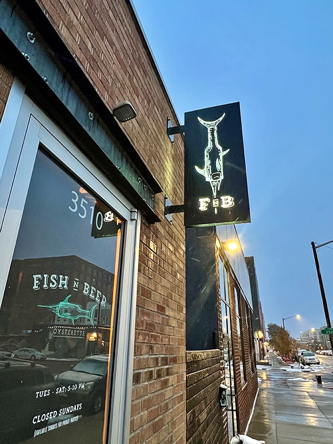 Who needs coastlines when you've got Fish N Beer? This hip spot proves that great seafood can swim upstream to the Rockies.
