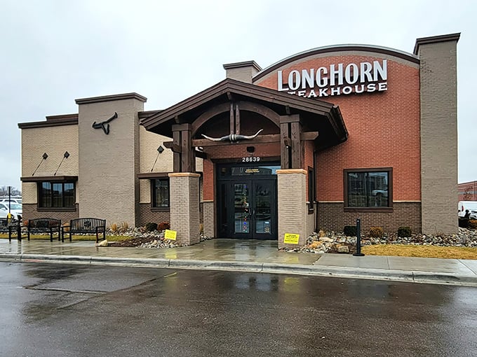 Don't let the chain status fool you. This LongHorn's steaks are so good, they might just convert the "I only eat at local spots" crowd.