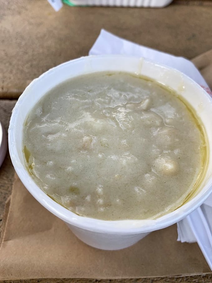 They say a picture is worth a thousand words, but this clam chowder is worth a thousand slurps. It's New England in a bowl!