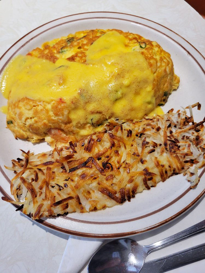 Crab omelet or edible work of art? This golden masterpiece could make even the Mona Lisa jealous. Leonardo da Vinci, eat your heart out!