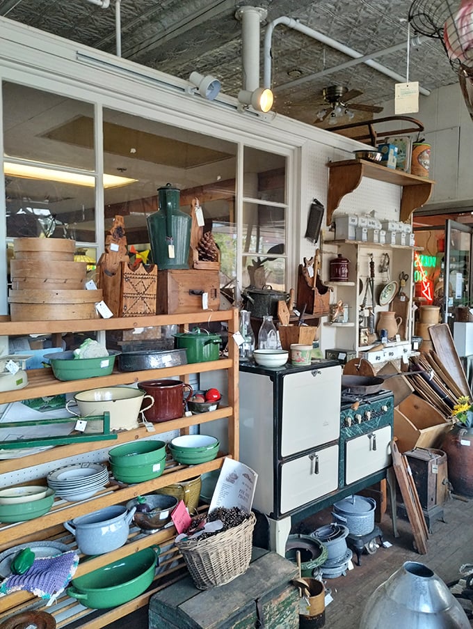 Grandma's kitchen called &ndash; it wants its charm back! These vintage dishes are serving up nostalgia by the plateful.