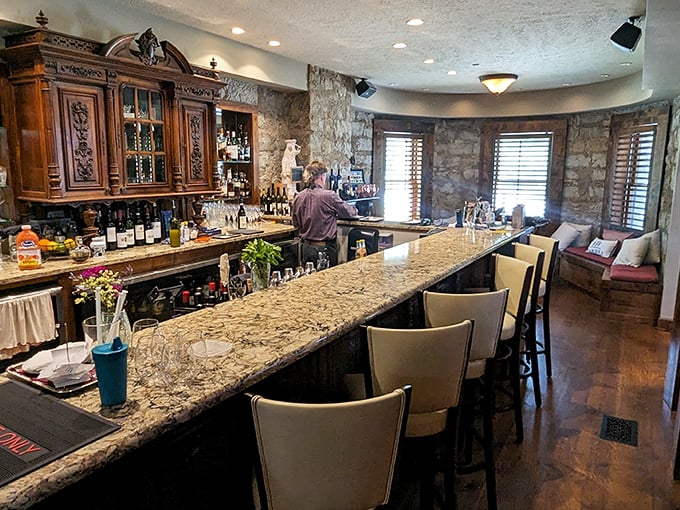 Belly up to this bar, where you can toast like a king without the worry of court jesters spilling your drink.