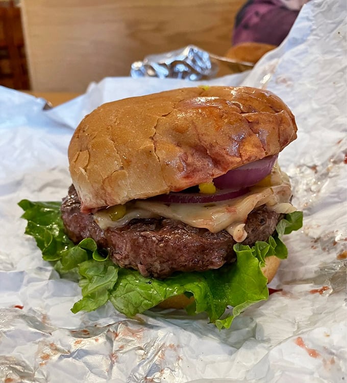 Hello, beautiful! This cheeseburger is ready for its close-up – and your stomach is ready for its starring role.