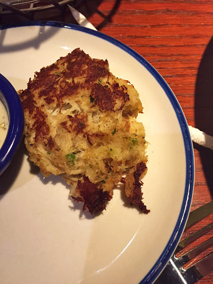 Golden, crispy, and packed with flavor – this crab cake is the Beyoncé of appetizers.