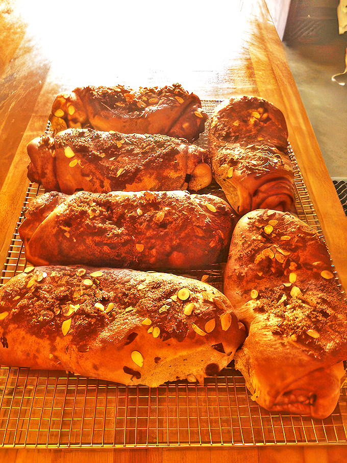 Move over, plain Jane pastries! This Cranberry Almond Swirl is ready for its close-up, and it's about to steal the show on your Instagram feed.