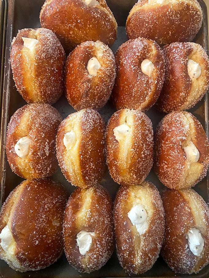 Holy cannoli! These cream-filled wonders look like they could solve world peace... or at least cure a bad day.