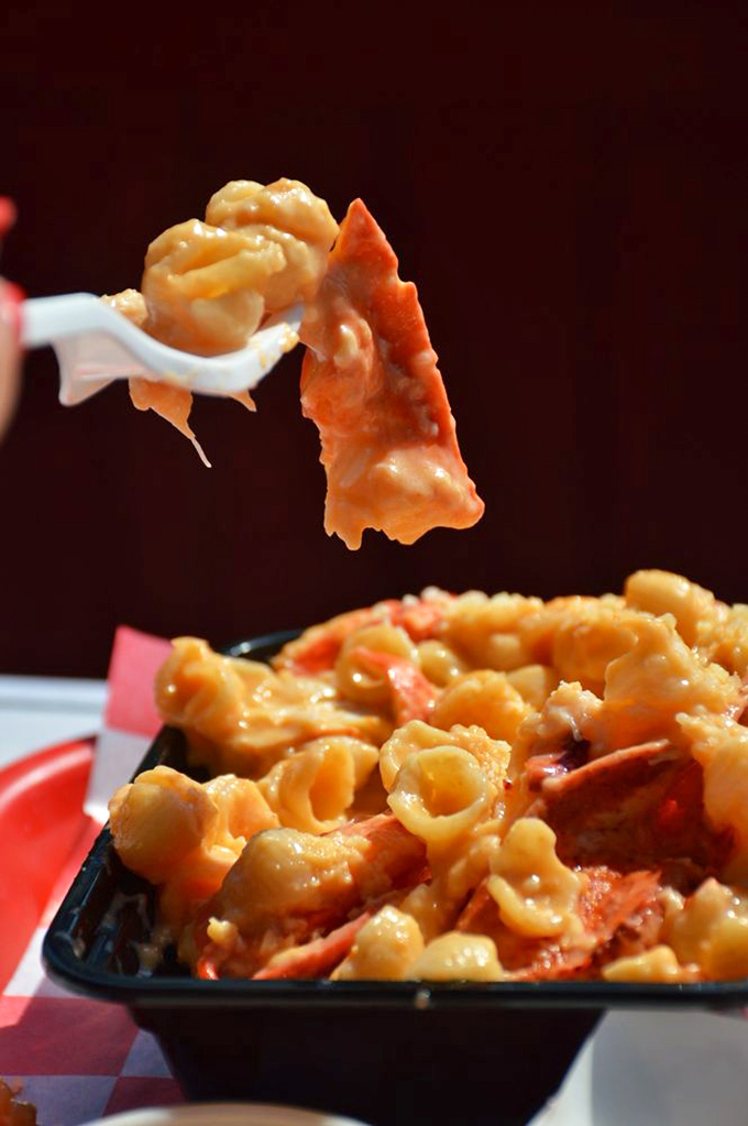Mac and cheese, meet your new best friend: lobster. This dish is what comfort food dreams are made of.