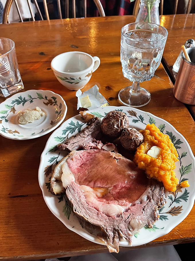 A plate that screams "New England comfort" louder than a Bostonian at a Red Sox game. Prime rib, roasted veggies, and potatoes &ndash; oh my!