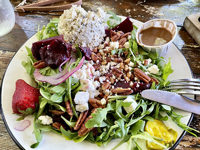 This salad is so fresh, it might start singing "I Feel Good" by James Brown. Eat your greens, folks!