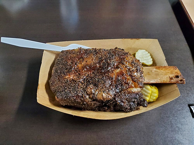 Beefcake alert! This short rib is so perfectly crusted, it could star in its own meat-lover's calendar.