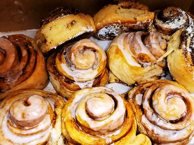 These swirls of cinnamon-sugar goodness are what dreams are made of. Forget counting sheep, I'll be counting these rolls tonight!