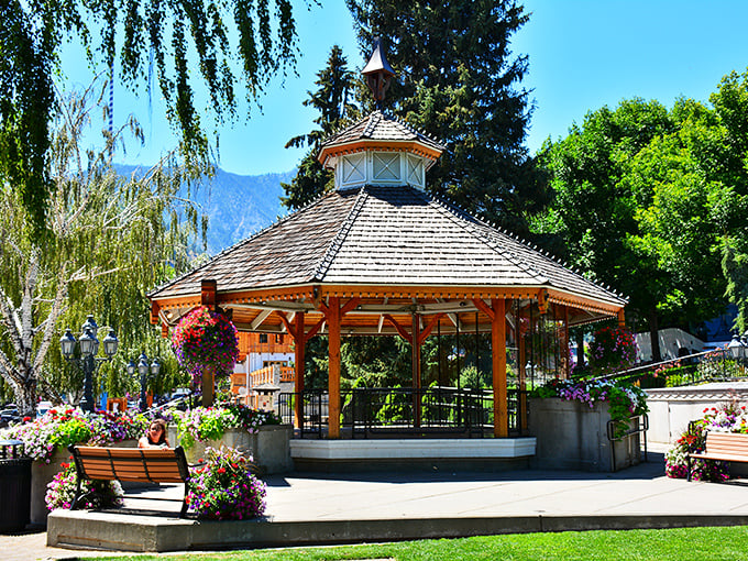 Take a breather at the town gazebo, where flowers bloom and mountain views zoom. It's like Mother Nature's own screensaver!
