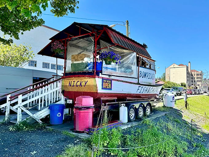 Bowpicker Fish & Chips: The boat that traded waves for raves. Landlocked never tasted so good!