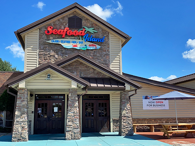 Seafood Island: Where "log cabin chic" meets "beach party vibes." It's the mullet haircut of restaurants - business in front, party in back!