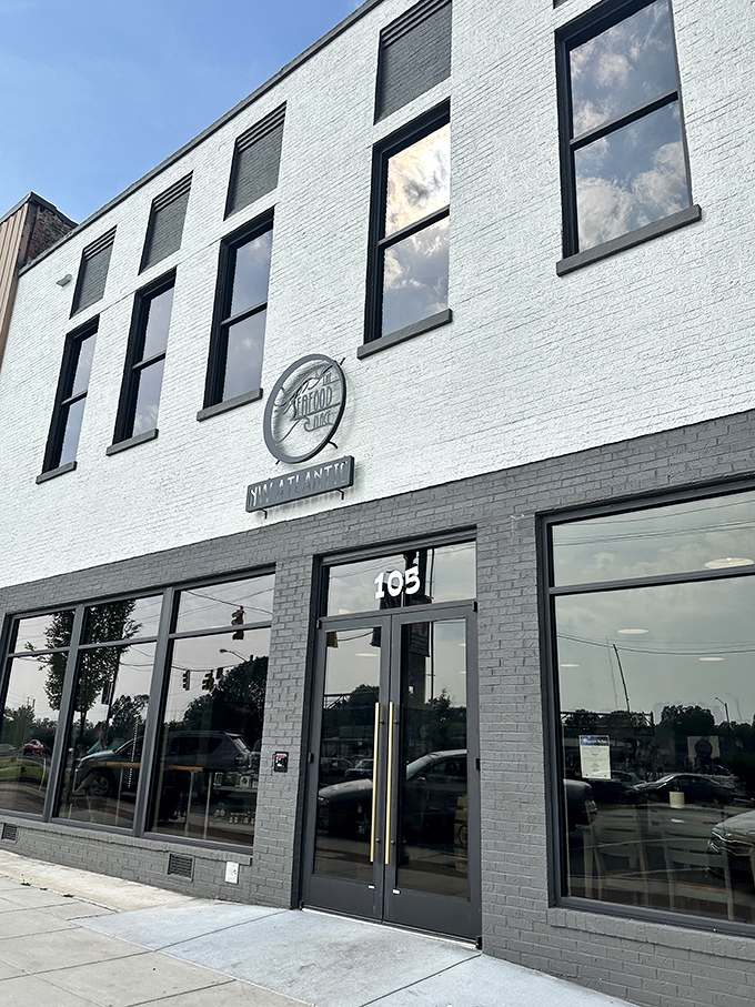 The Seafood Place: Sleek, modern, and ready to serve. It's the James Bond of seafood restaurants &ndash; sophisticated and mysterious.