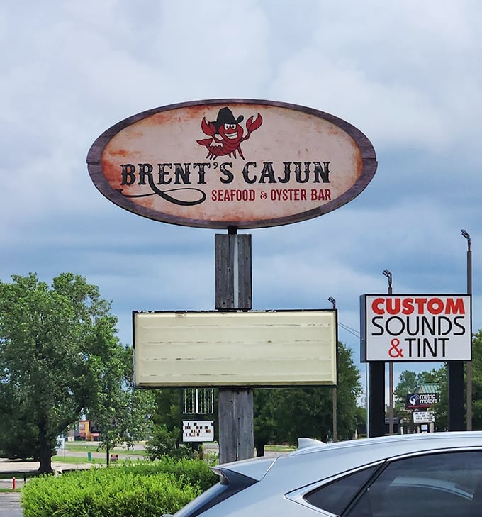 Mardi Gras meets Main Street at Brent's! This brick building houses more Cajun spirit than a New Orleans jazz club.