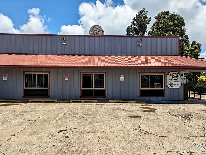 Pizza perfection in paradise! Brick Oven's modest digs hide a flavor explosion that'll make you forget about those fancy beachfront restaurants.
