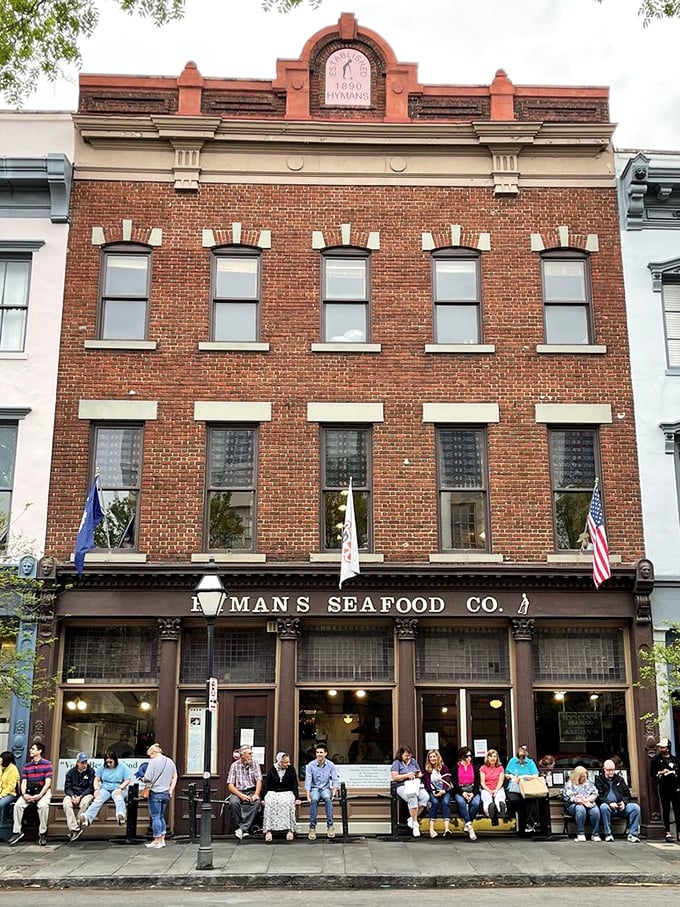 Where seafood meets star power! You might just dine where celebrities have savored their catch of the day.