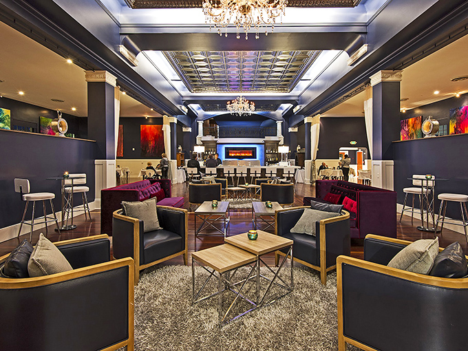 Fish skeletons on the wall, chandeliers overhead. Kimi's is where sophistication meets seafood in a delightful culinary tango.