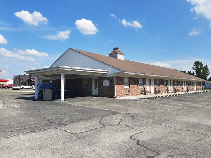 Arthur's Country Inn: Where "no-frills" meets "all thrills." This cozy spot proves you don't need fancy amenities when you've got small-town charm in spades.