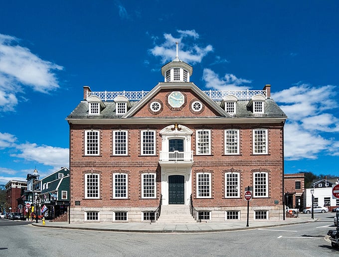 "Georgian architecture meets American history." The Old Colony House stands proud, a brick-and-mortar reminder of Rhode Island's revolutionary spirit and impeccable taste in buildings.