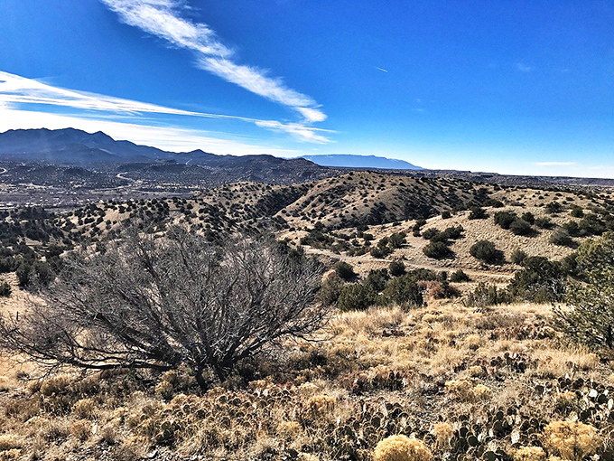 Panoramic perfection or nature's own IMAX? Either way, this view's got more layers than your grandma's lasagna!