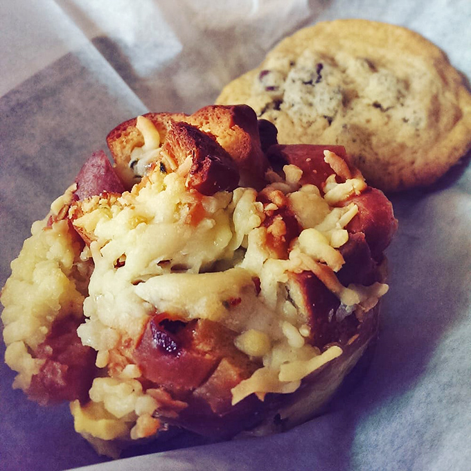 Savory meets satisfying in this cheese-topped wonder. It's like a hug for your taste buds, wrapped in a warm, pillowy embrace.