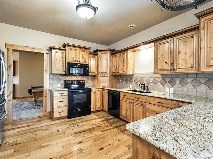 A kitchen fit for a royal chef! Gordon Ramsay would approve of these modern amenities wrapped in old-world charm.