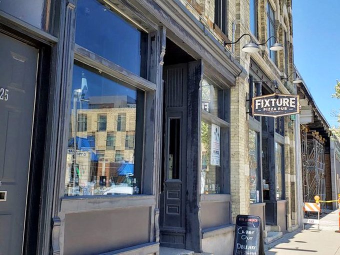 Fixture Pizza Pub: Where history meets hipster, and both agree the pizza is fantastic. This cool spot is the Switzerland of pizzerias &ndash; neutral ground for all pizza lovers.