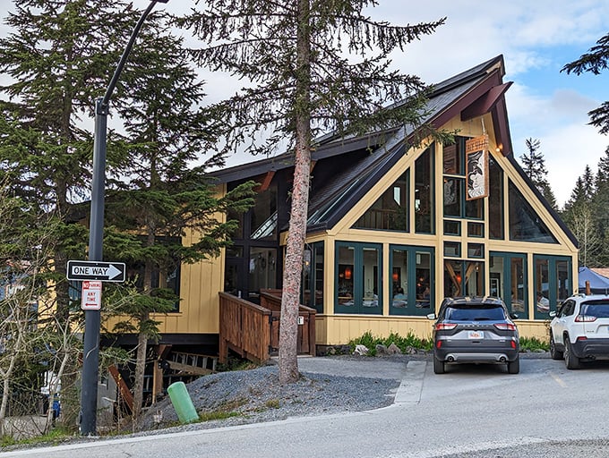 Jack Sprat: Proof that eco-friendly and indulgent aren't mutually exclusive. Savor guilt-free steaks with a side of stunning mountain views.