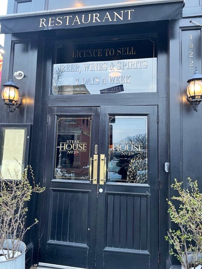 Steakhouse No. 316: Boulder's answer to the question, "What if film noir was delicious?"