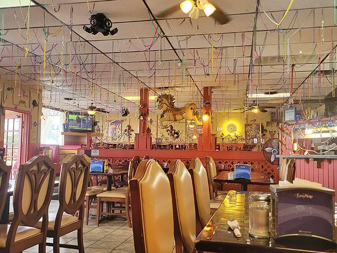 Step into Cajun King and suddenly you're in the French Quarter! Well, if the French Quarter had streamers everywhere.