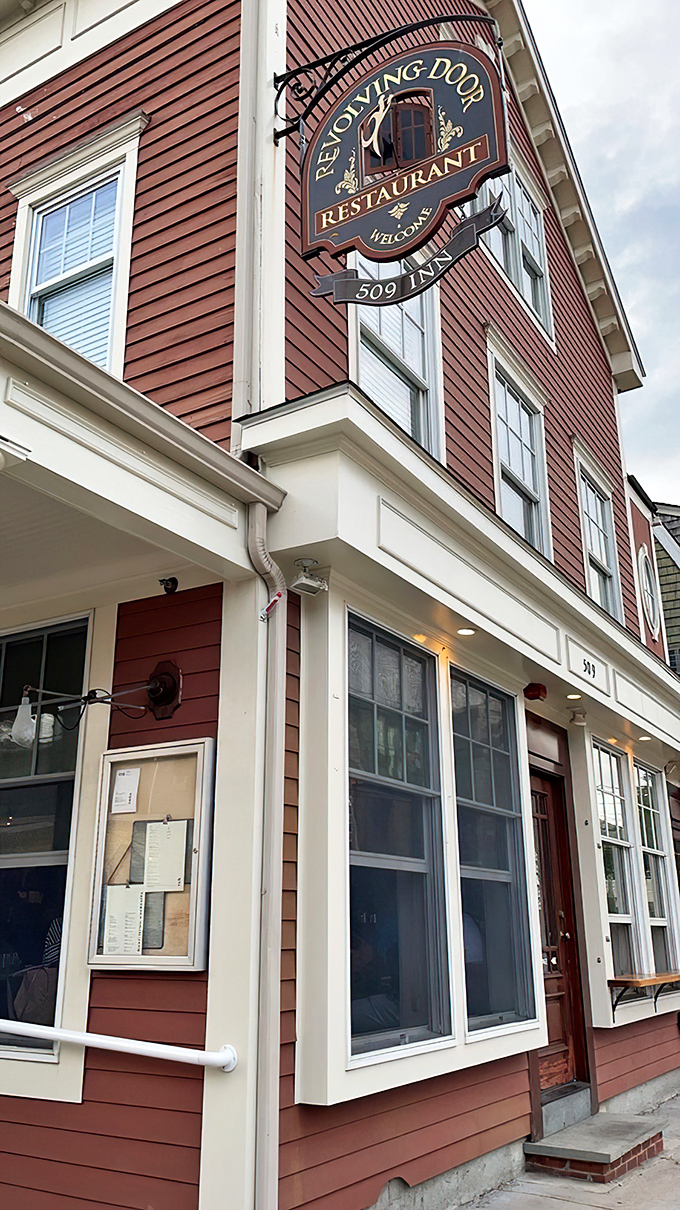 A window to Newport's tastiest secrets. Thames Street Kitchen's inviting façade hints at the culinary magic happening inside – no reservations required, just an open mind and eager palate.