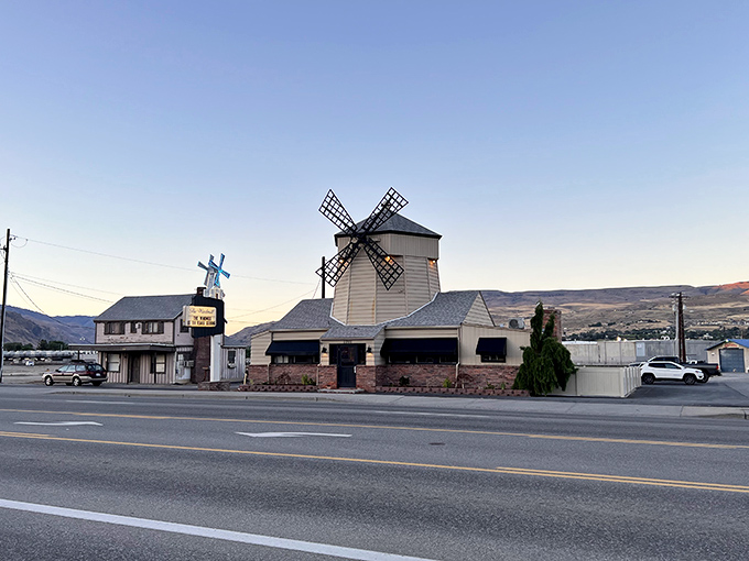 Don Quixote would tilt at this windmill &ndash; if tilting meant "eat an amazing steak dinner."